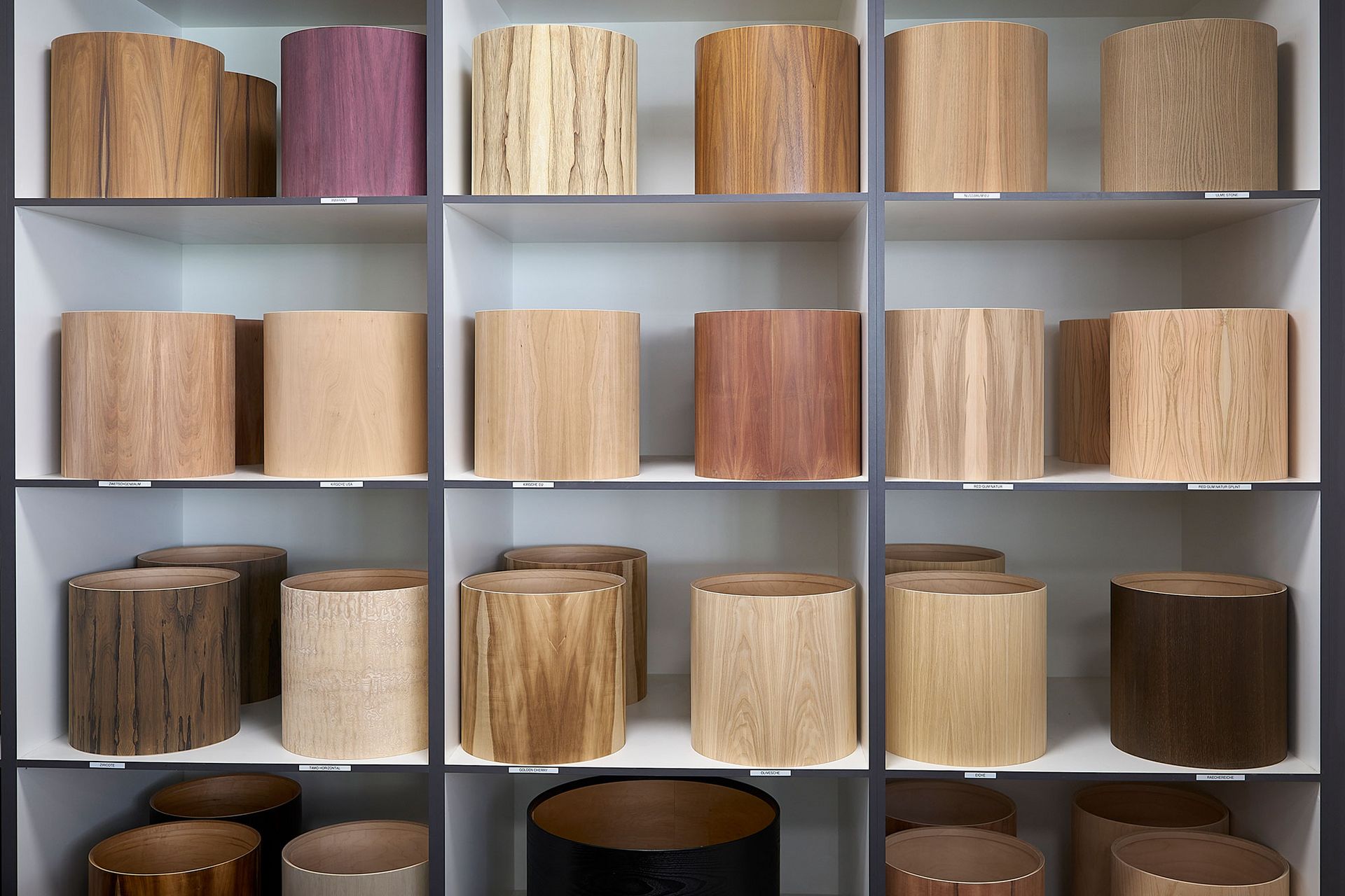 Roser Referenz | Trommelbau in Basel | Unterschiedliche Furnierarten